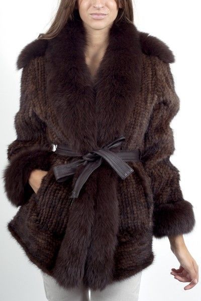 Veste en fourrure marron, vison tricoté Veste en fourrure marron, vison tricoté